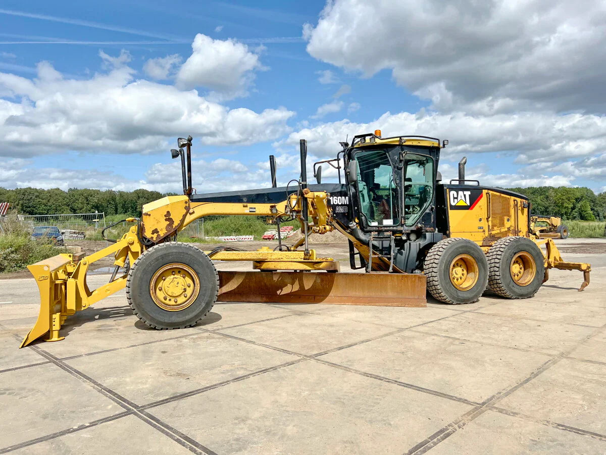 Motor Grader Blade – Ripping It Outdoors